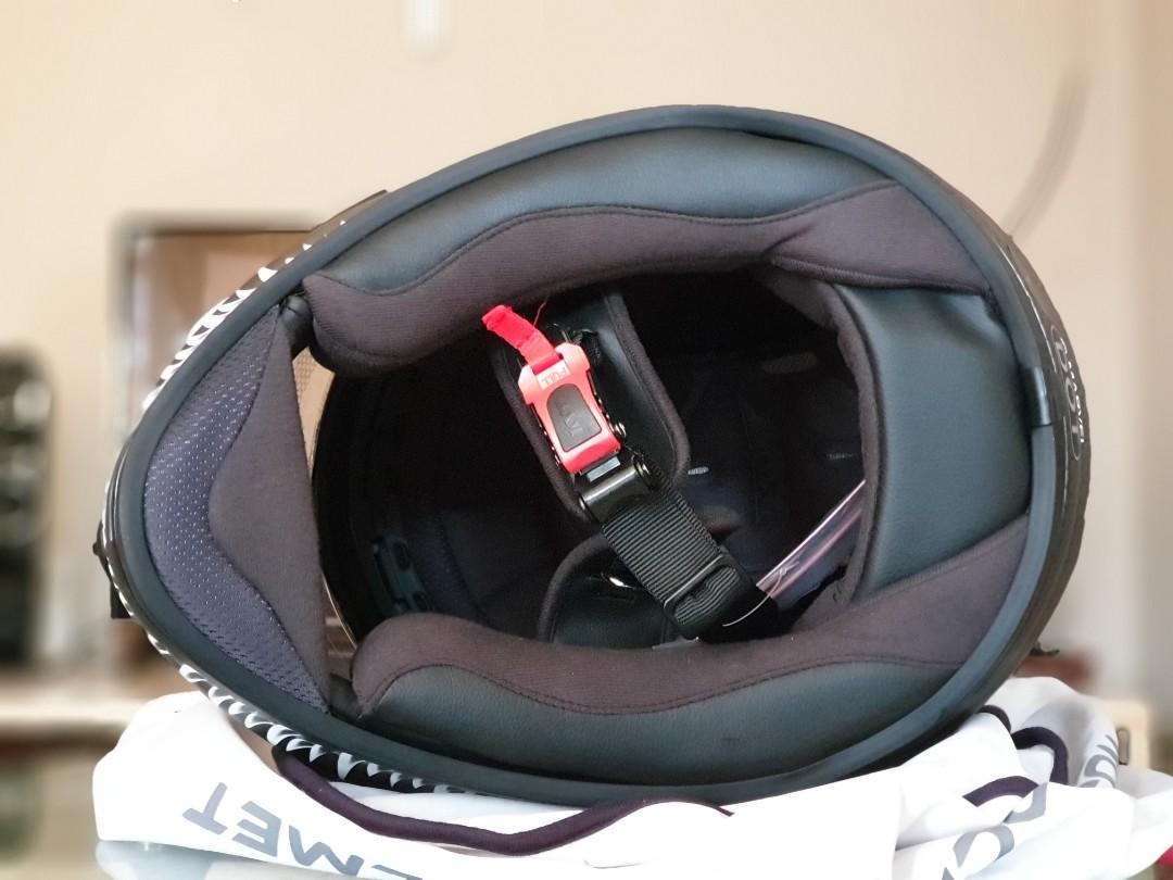 Kyt full face venom ..Original Limited edition Marvel Venom ...