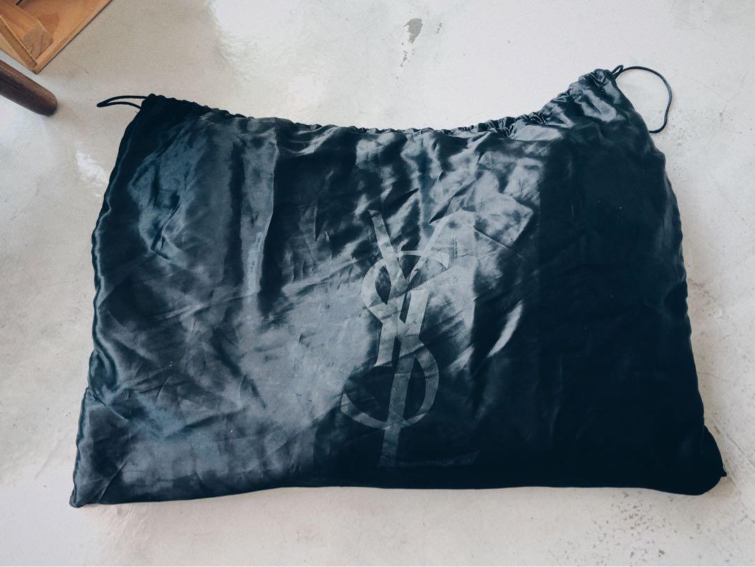 Yves Saint Laurent Vavin Tote Bag, Luxury, Bags & Wallets on Carousell