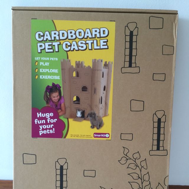 Cardboard Pet Castle, Pet Supplies, Homes & Other Pet Accessories on ...