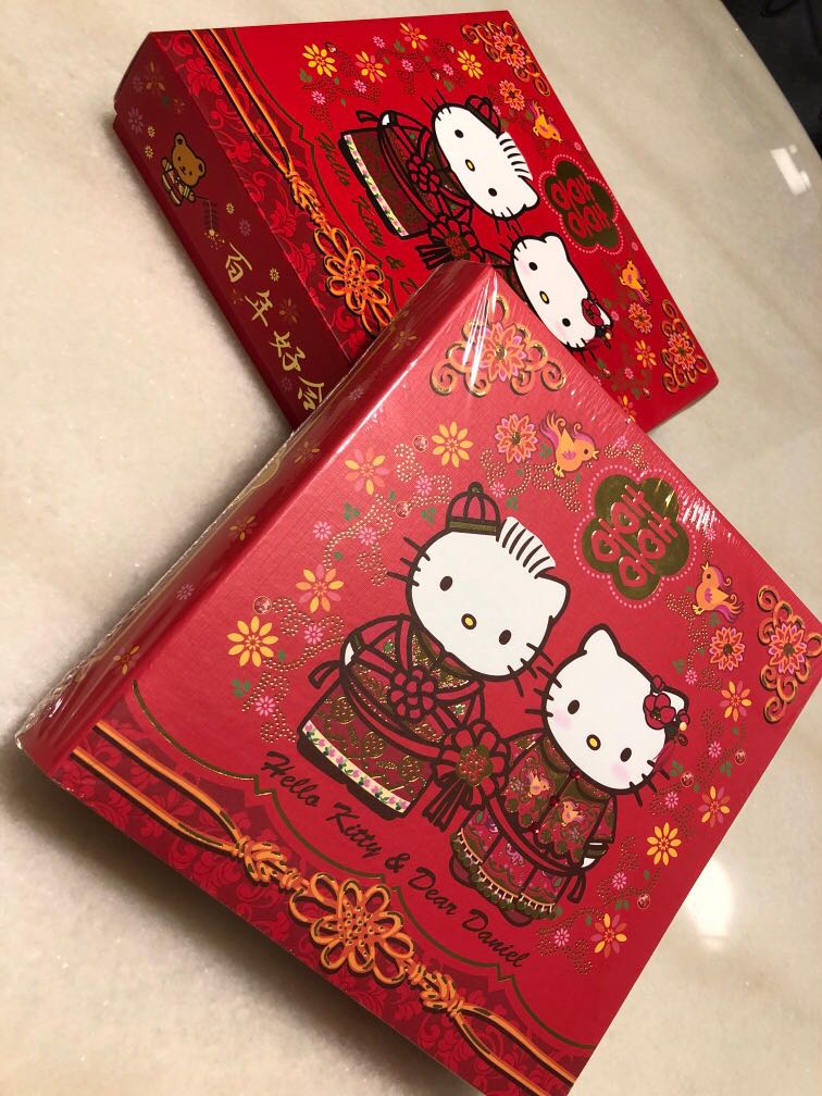 Hello Kitty photo album, Everything Else on Carousell