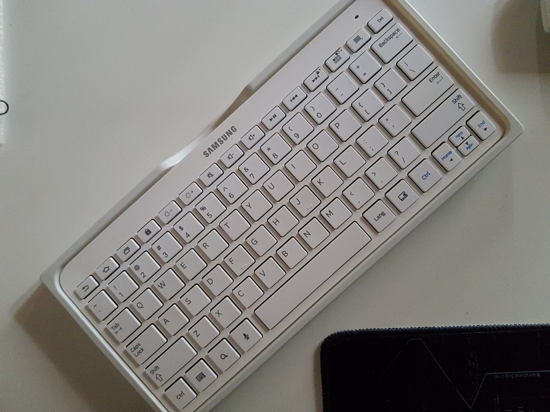 Samsung Bluetooth Keyboard (Android), Mobile Phones & Gadgets, Tablets ...