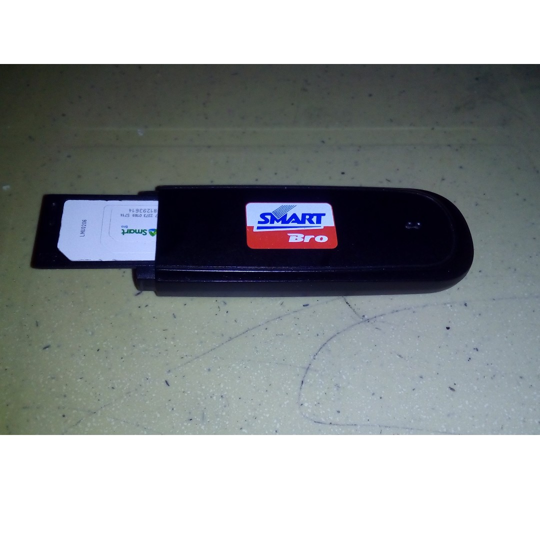 Smart Bro Plug-it USB Modem WM66A (unlocked), Computers & Tech, Parts ...