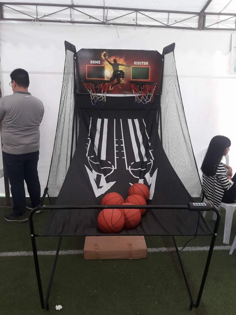 Basketball claw arcade machine, Sports Equipment, Other Sports ...