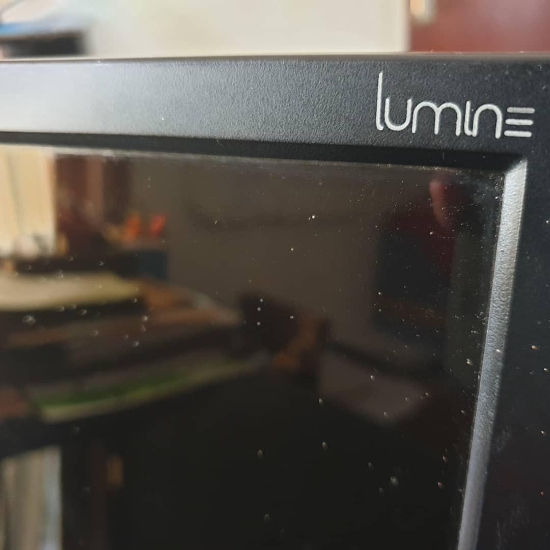 Monitor Advan Lumine LM-1670 (15 inchi), Elektronik, Bagian Komputer ...