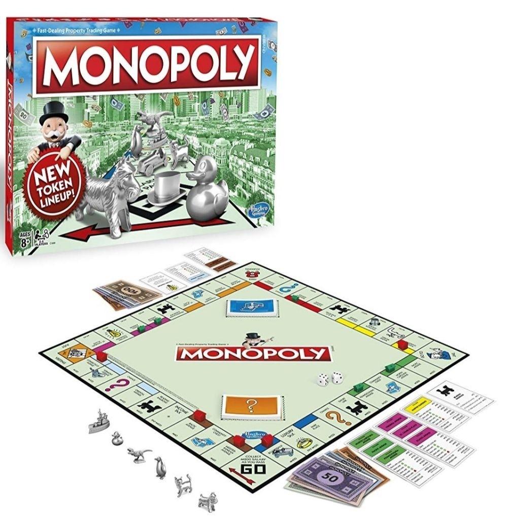 Monopoly Classic Board Game Standard, Hobbies & Toys, Toys & Games on ...