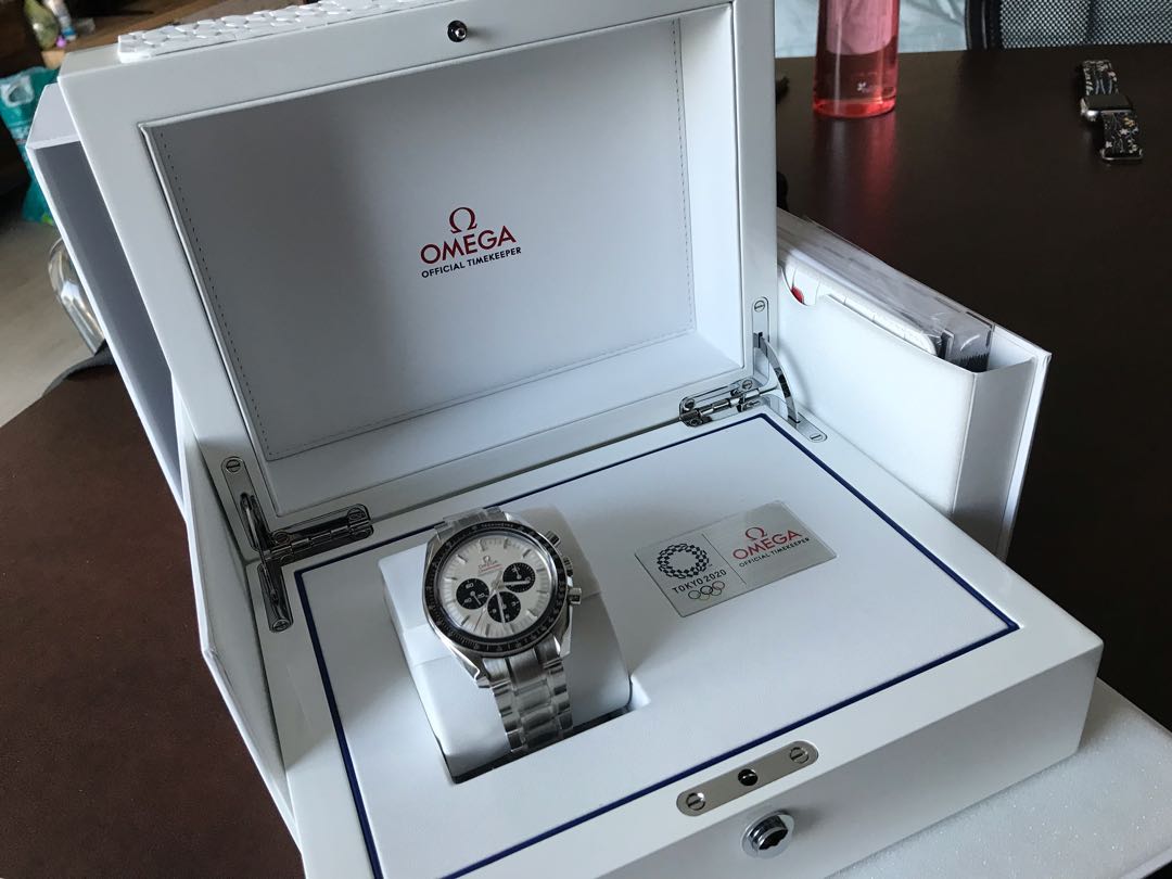 Omega Speedmaster Professional “Tokyo Olympic Panda”, Mobile Phones ...