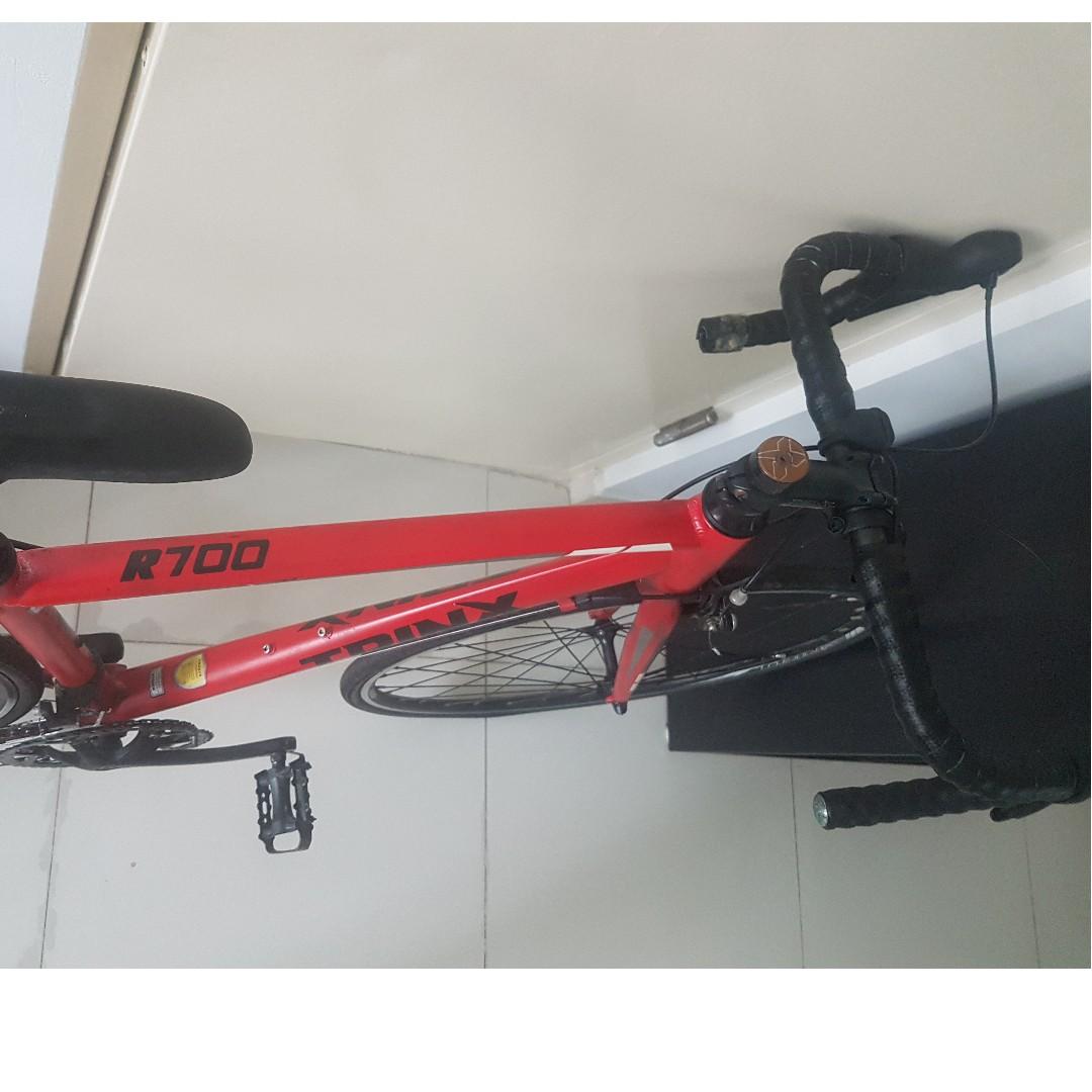 Road Bike: Trinx R700, 16-Speed, Sports Equipment, Sports & Games on ...