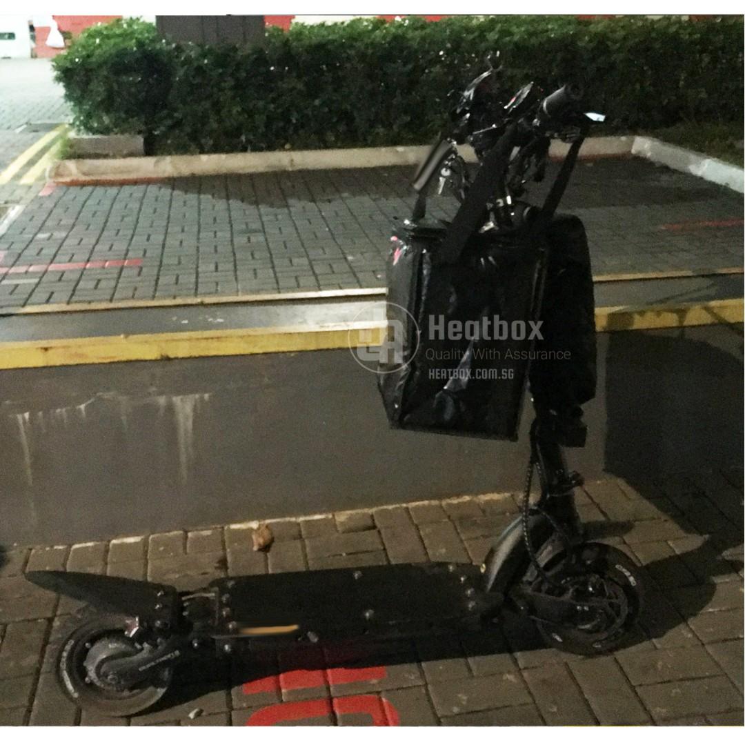 Scooty Black Insulated Thermal Food Delivery Bag | Logistic Parcel Bag ...
