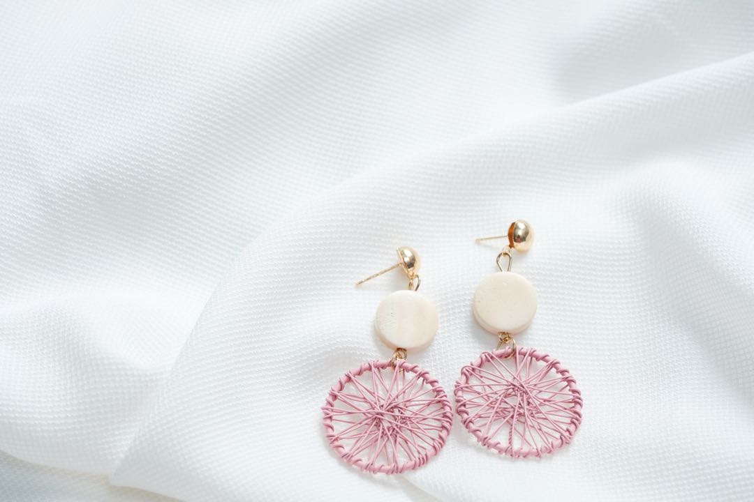 Vintage mesh earring, Women's Fashion, Jewelry & Organisers, Earrings ...