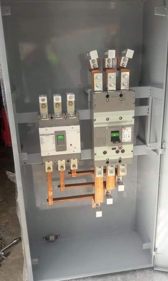Automatic Transfer Switch ATS MTS Data Cabinets Uninterruptible Power ...