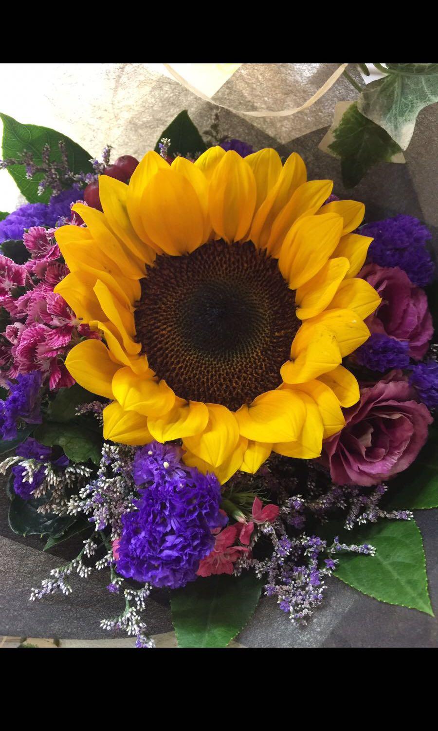 Convocation Graduation flowers and bears NTU gifts, Hobbies & Toys ...