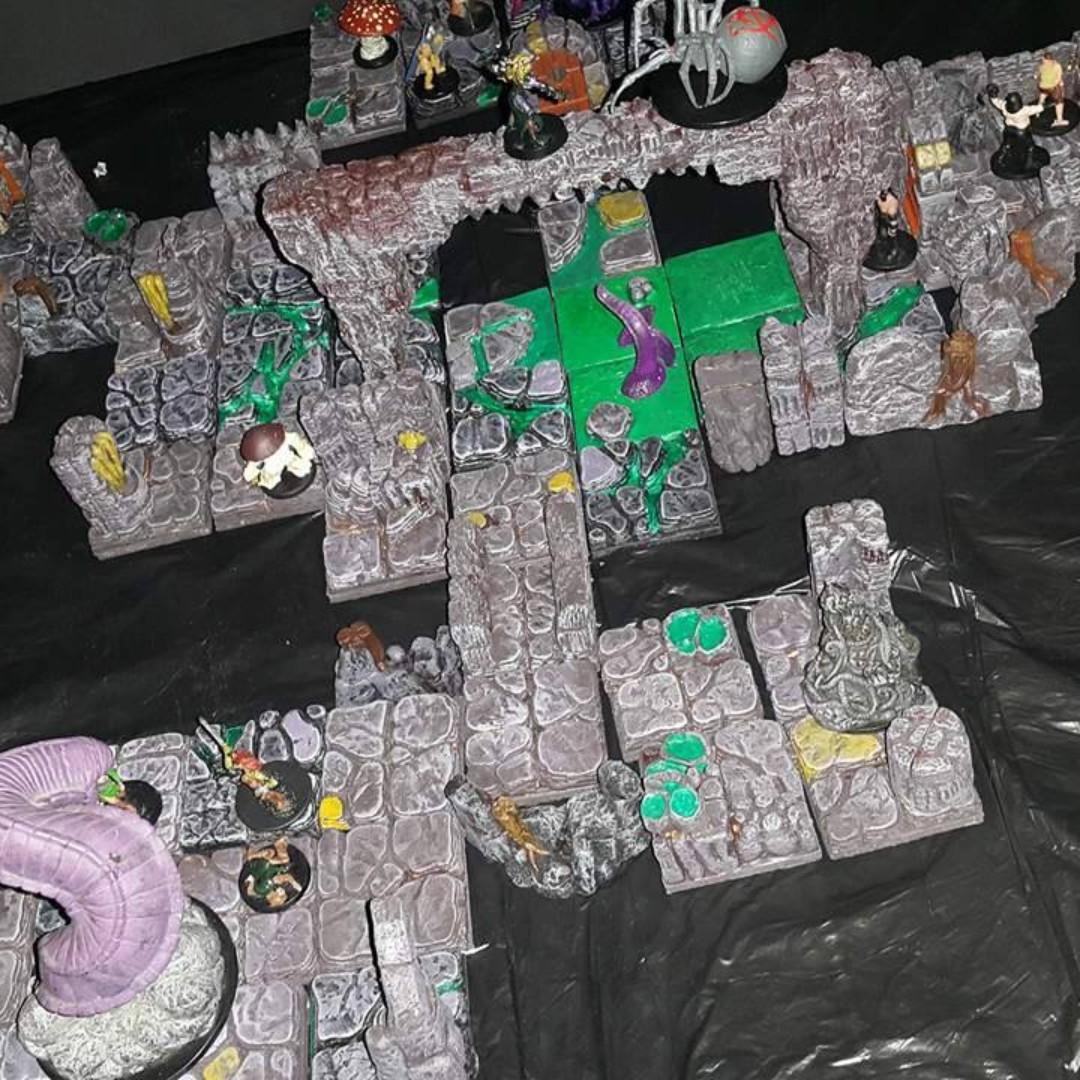 Dungeons and Dragons Dwarven Forge Type Underdark Terrain, Hobbies ...