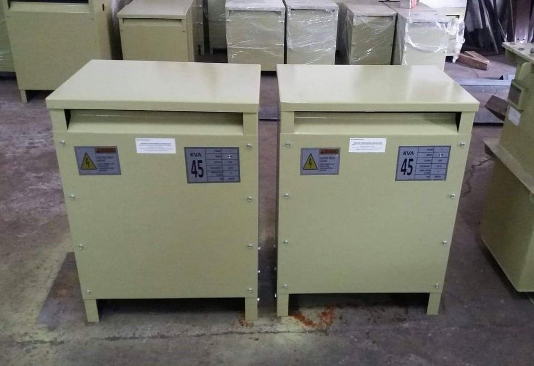 Enclosed Circuit Breaker Step Up (down) Transformer Electrical ...