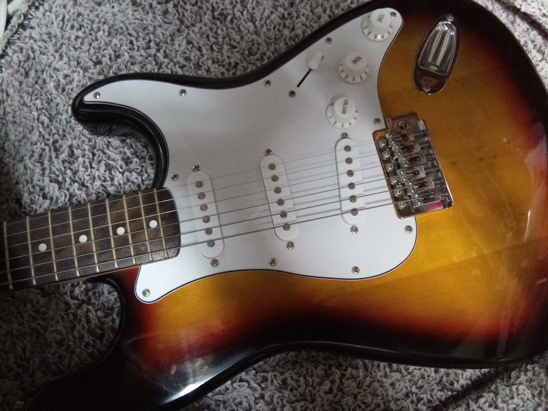 Knight Stratocaster, Hobbies & Toys, Music & Media, CDs & DVDs on Carousell