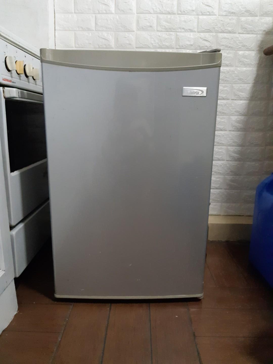Matrix mini refrigerator, TV & Home Appliances, Kitchen Appliances ...
