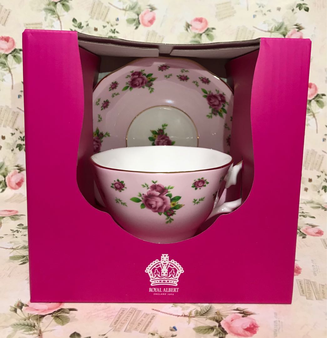 New Royal Albert Country Roses Pink Vintage Teacup And Saucer S$65/ set ...
