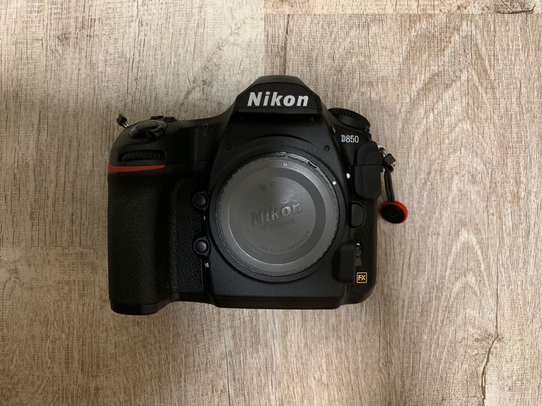 Nikon D850 + MB-D18 + 2 x EN-EL18B battery, Photography, Cameras on ...