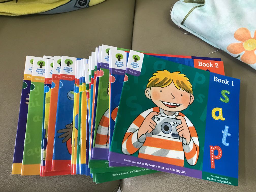 Oxford Reading tree phonics, 興趣及遊戲, 書本 & 文具, 小說 & 故事書 - Carousell