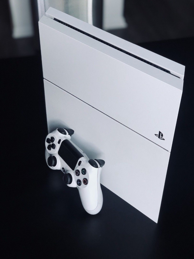 PS4 GLACIER WHITE 500GB, Video Gaming, Video Game Consoles, PlayStation ...