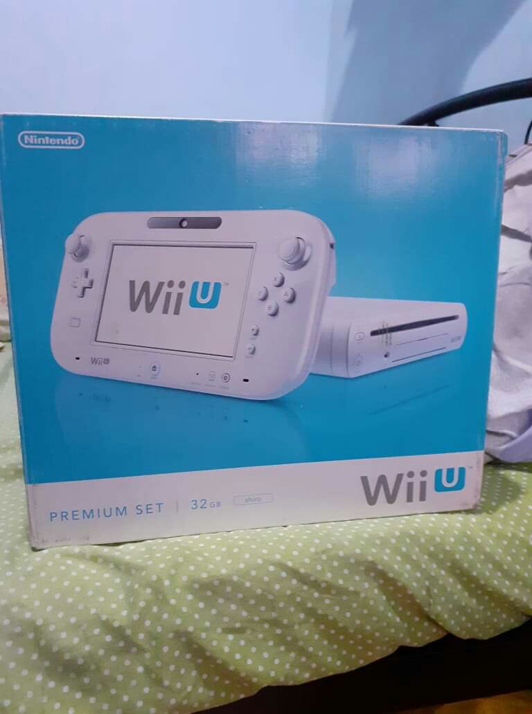 Selling my nintendo wii u 32gb premium set, Video Gaming, Video Games ...