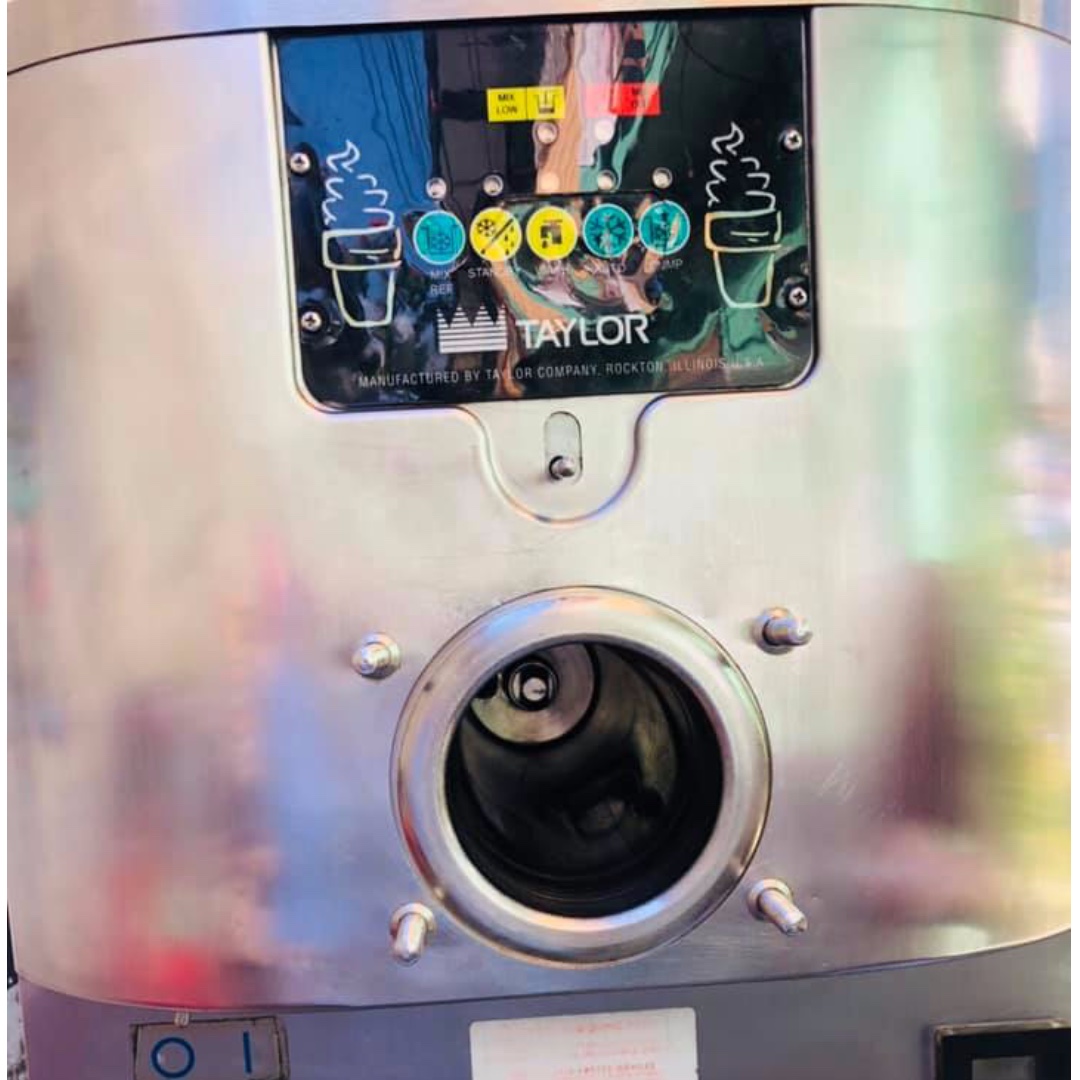 TAYLOR C707, Food & Drinks, Gift Baskets & Hampers on Carousell