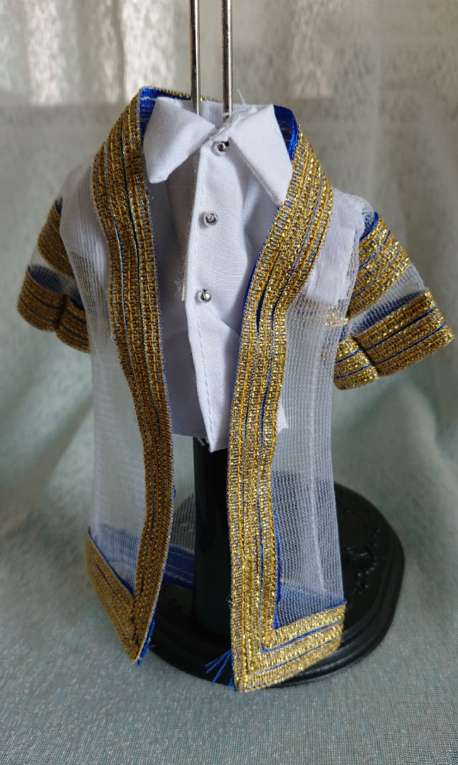 Thai Traditional Graduation Gown, Hobbies & Toys, Collectibles ...