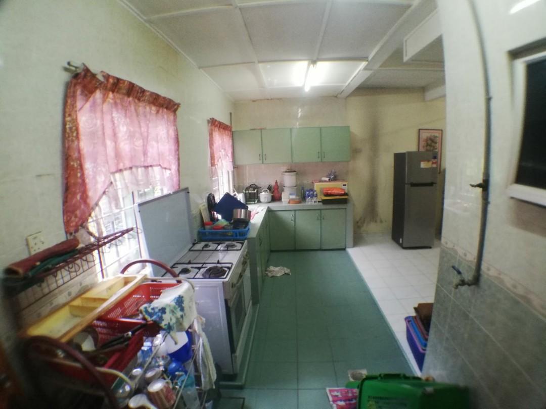 Usj 13 double storey terrace FREEHOLD, Property, For Sale on Carousell