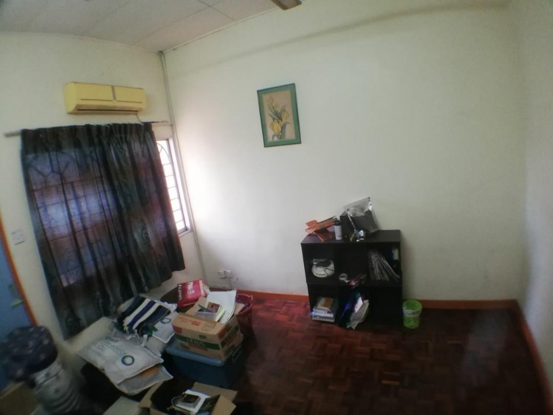 Usj 13 double storey terrace FREEHOLD, Property, For Sale on Carousell