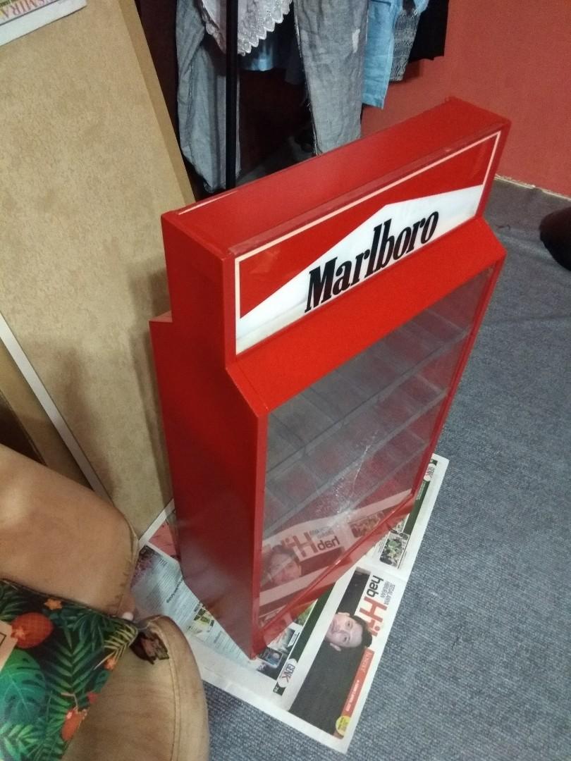 Vintage rack rokok, Hobbies & Toys, Collectibles & Memorabilia, Vintage ...