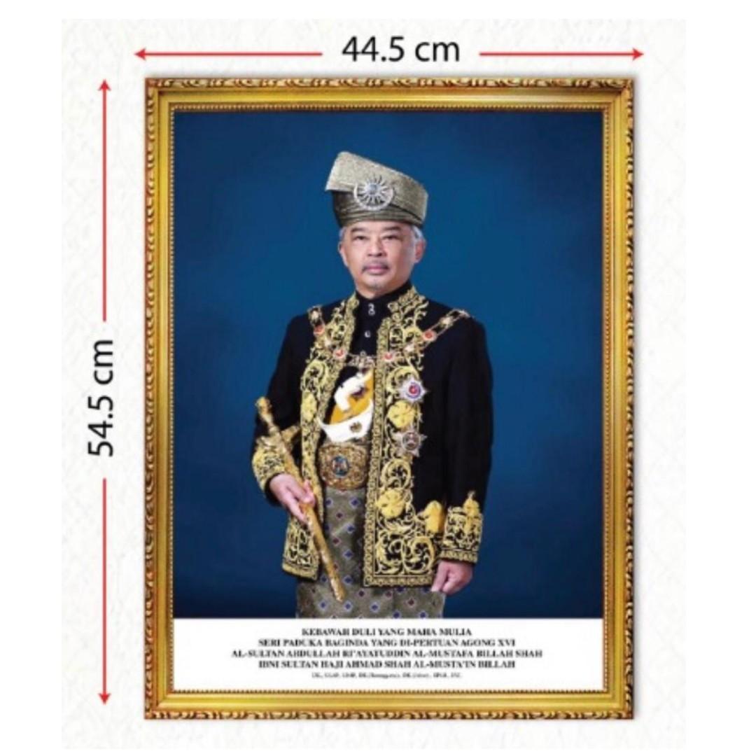 Bingkai Potret Agong XVI, Furniture & Home Living, Furniture, Bed ...