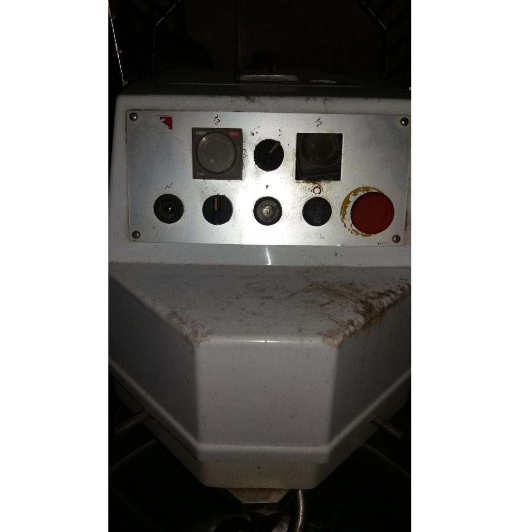 Cake Mixer 1 Bagger Germany Made 3 face, Furniture & Home Living, Home ...