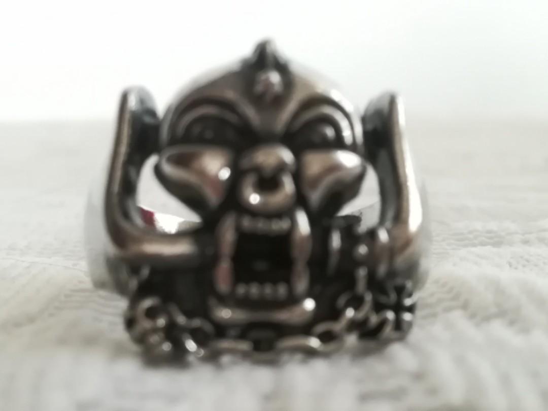 Motorhead Snaggletooth Warpig Logo Ring, Hobbies & Toys, Music & Media ...