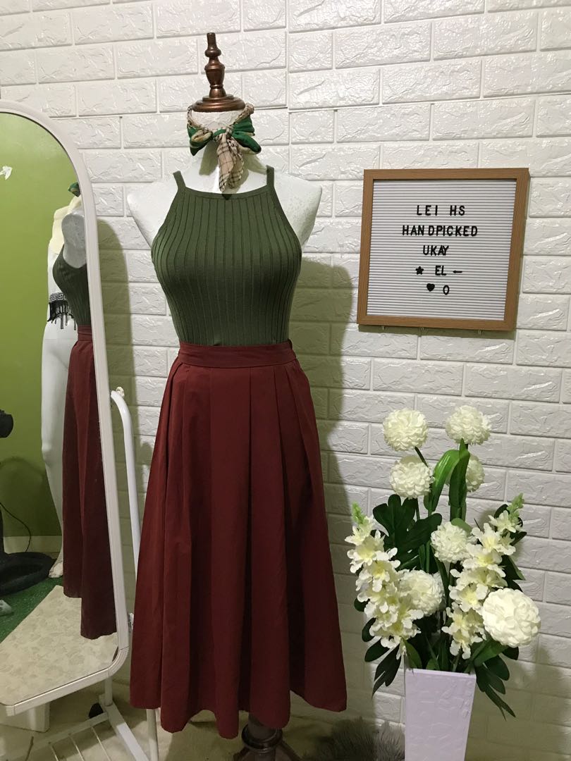 Rust color skirt, Women's Fashion, Bottoms, Skirts on Carousell