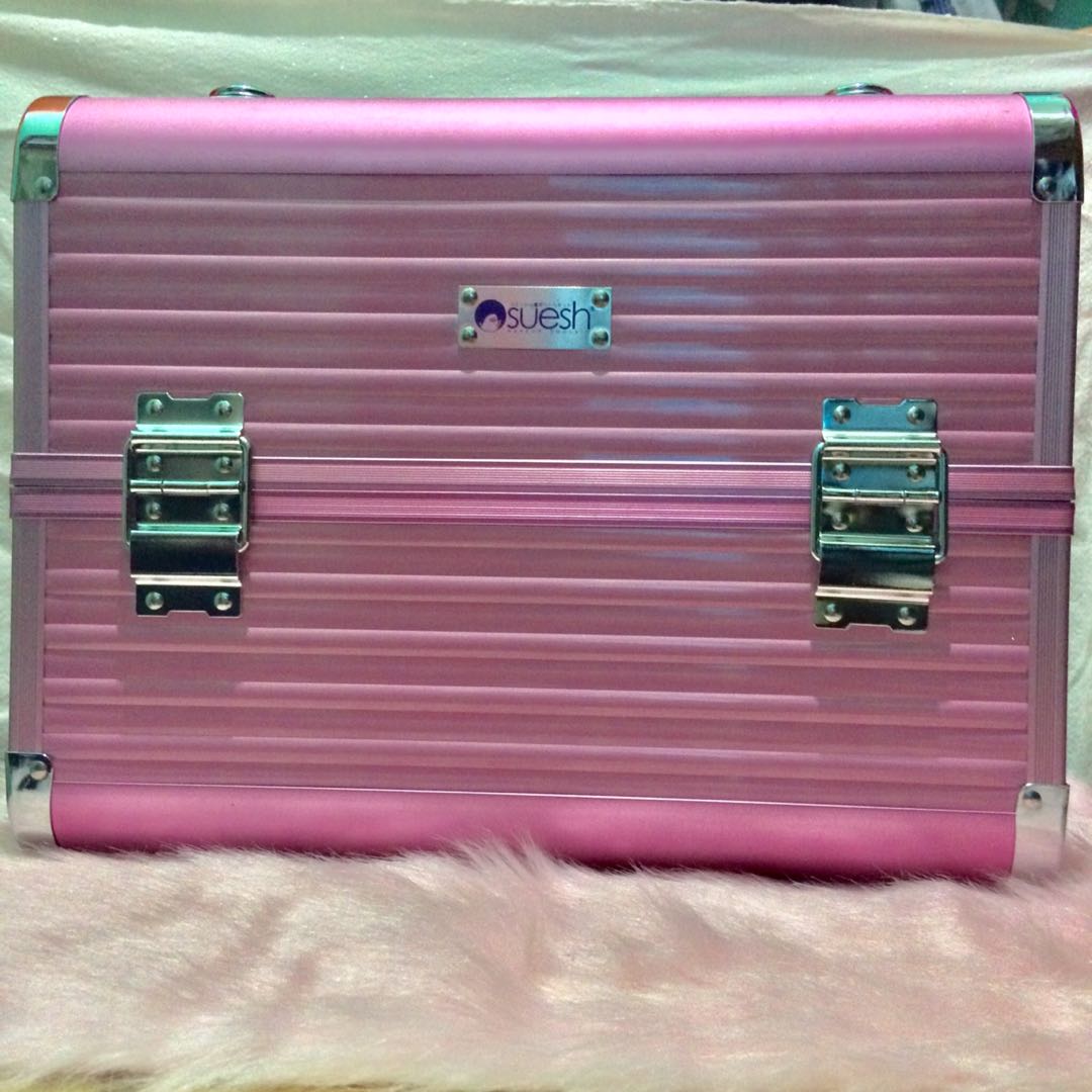 SUESHE PINK VANITY CASE, Beauty & Personal Care, Face, Makeup on Carousell