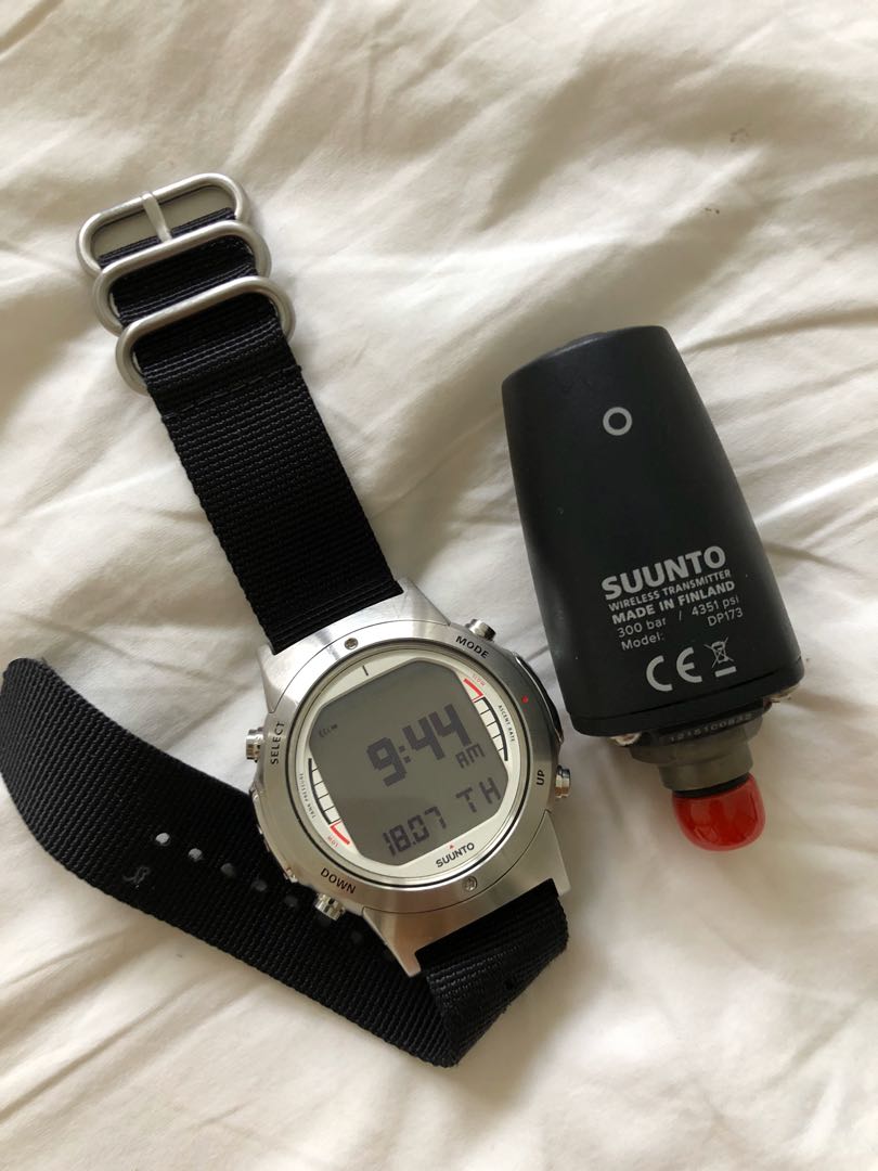 Suunto D6i dive computer with wireless transmitter, Luxury, Watches on ...