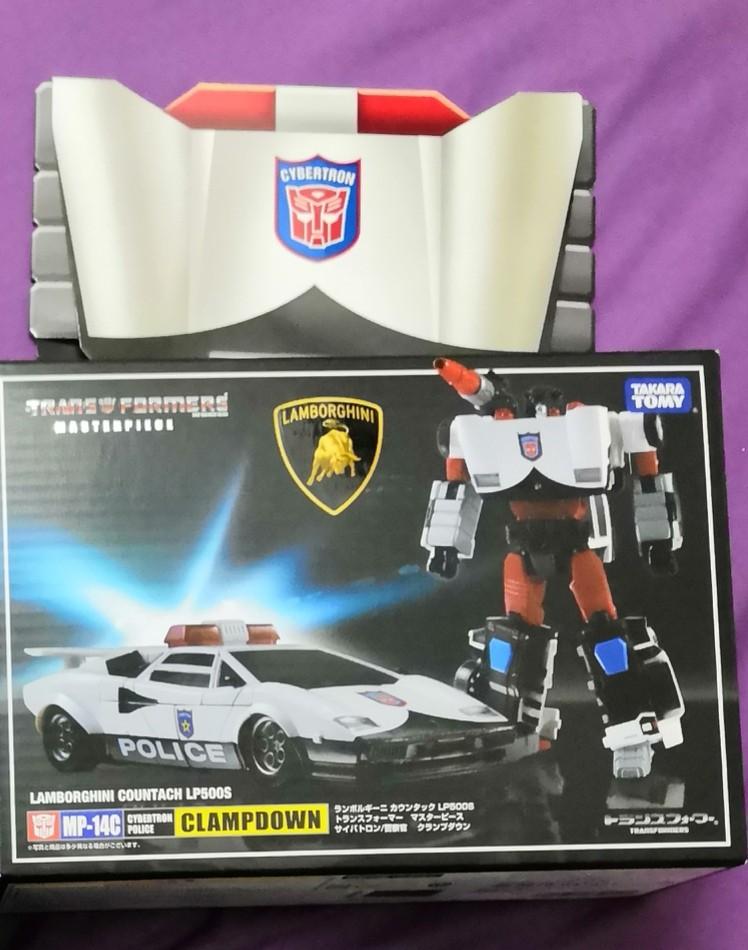 Transformers masterpiece, Hobbies & Toys, Collectibles & Memorabilia, Fan Merchandise on Carousell