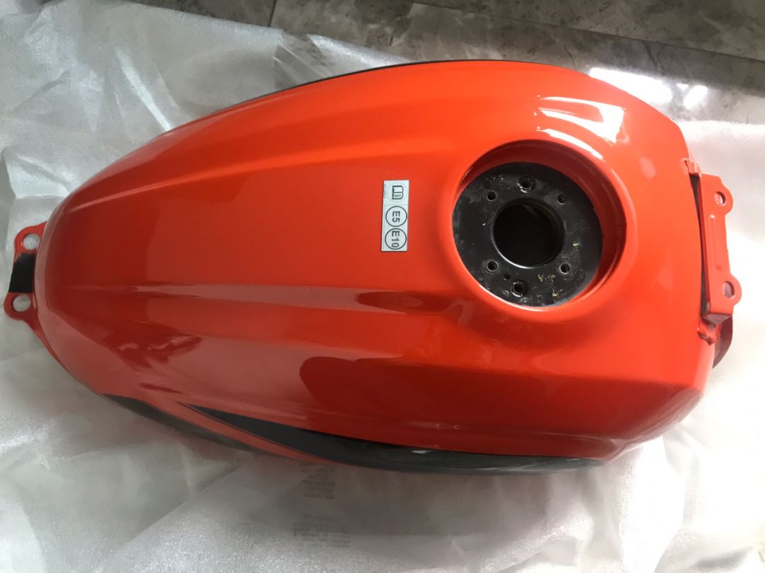 Ducati Scrambler Sixty2 Gas Tank | Reviewmotors.co