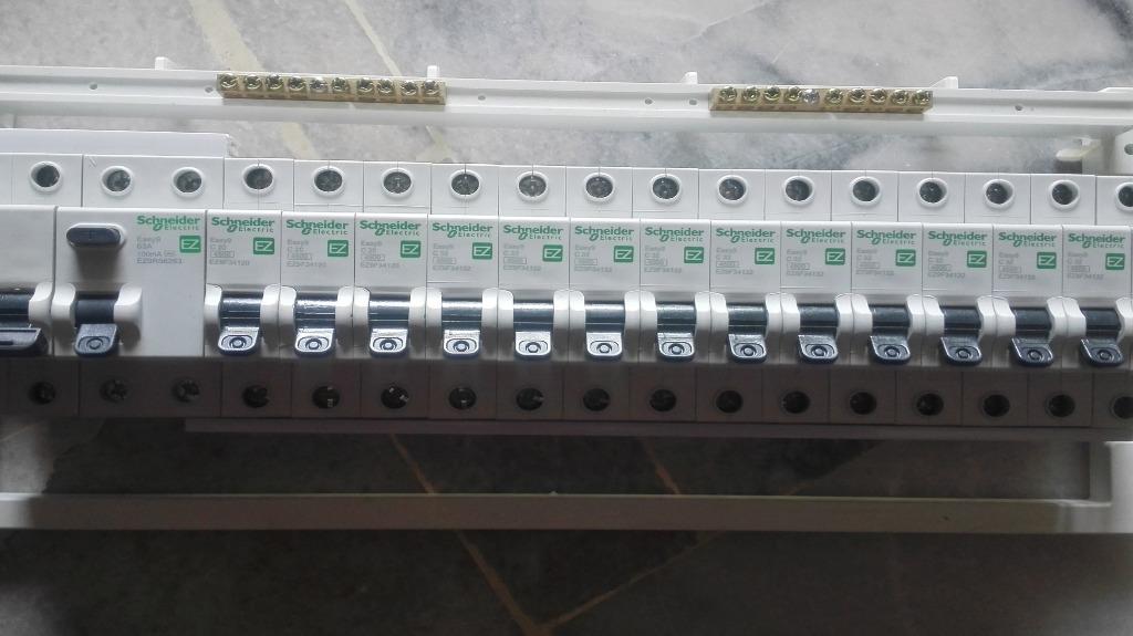 Menyediakan Perkhidmatan Pemasangan & Pemeriksaan Elektrik, Services ...