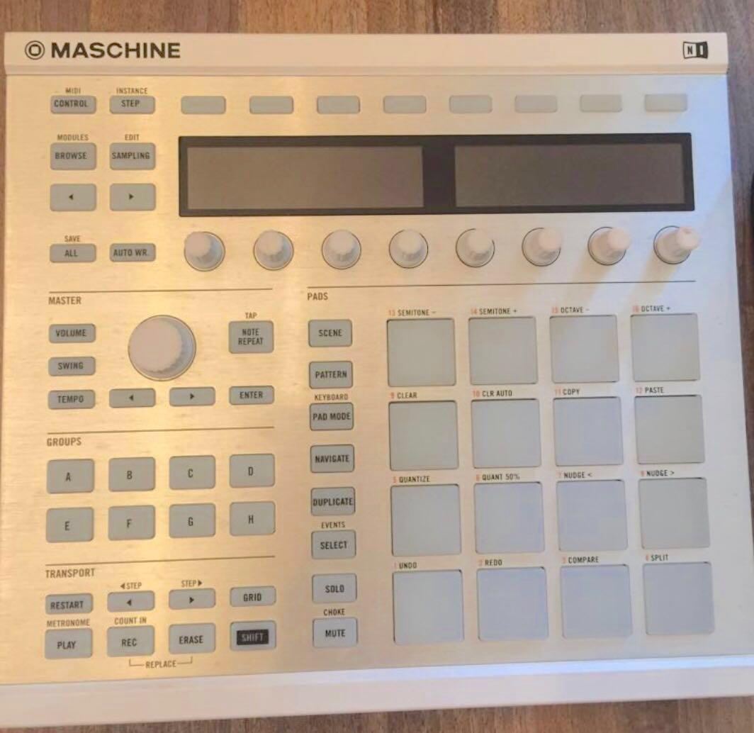 *One Day Quick Sale $245* NI Maschine MK2 with cover and stand, Hobbies ...
