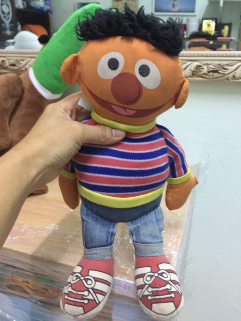 Sesame Street (Ernie), Hobbies & Toys, Toys & Games on Carousell