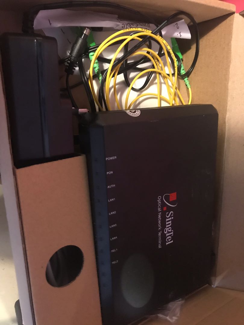 Singtel modem aztech, Computers & Tech, Parts & Accessories, Networking ...