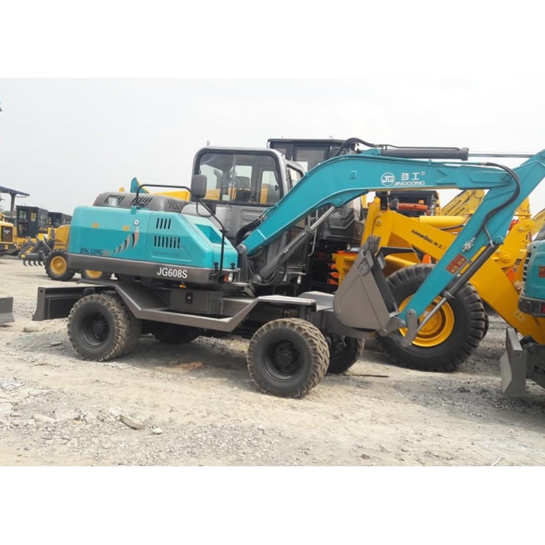 Wheel Backhoe excavator .25m3-.30m3 bucket capacity Brand new ...