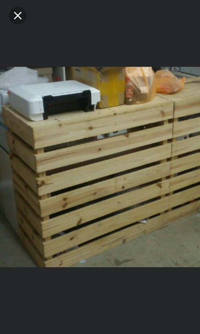 Wooden Pallet Booth Table, Everything Else on Carousell