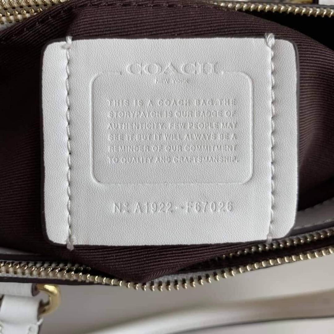 Authentic Coach F67026 Surrey Carryall In Signature Canvas - Chalk ...