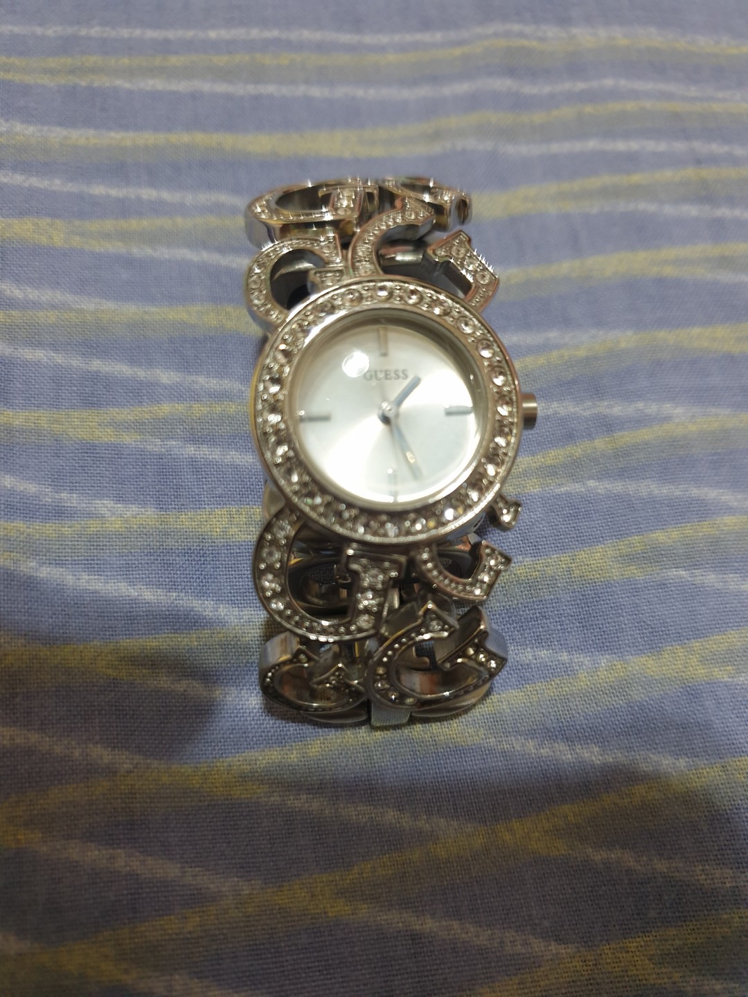 Authentic Guess watch, Women's Fashion, Watches & Accessories, Watches ...