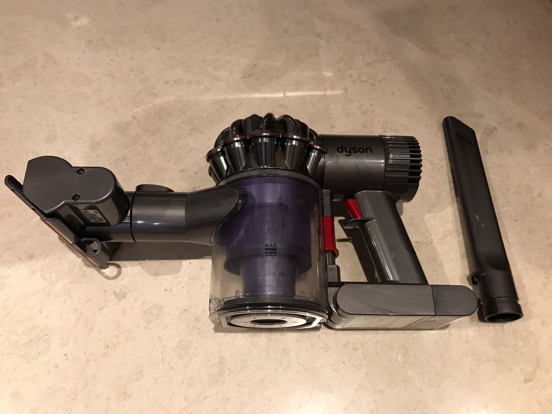 Dyson DC61 Handheld Vacuum, TV & Home Appliances, Vacuum Cleaner & Housekeeping on Carousell