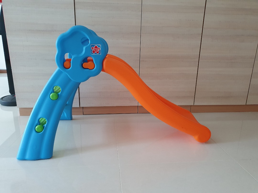 Kids Slide, Babies & Kids, Babies & Kids Fashion on Carousell