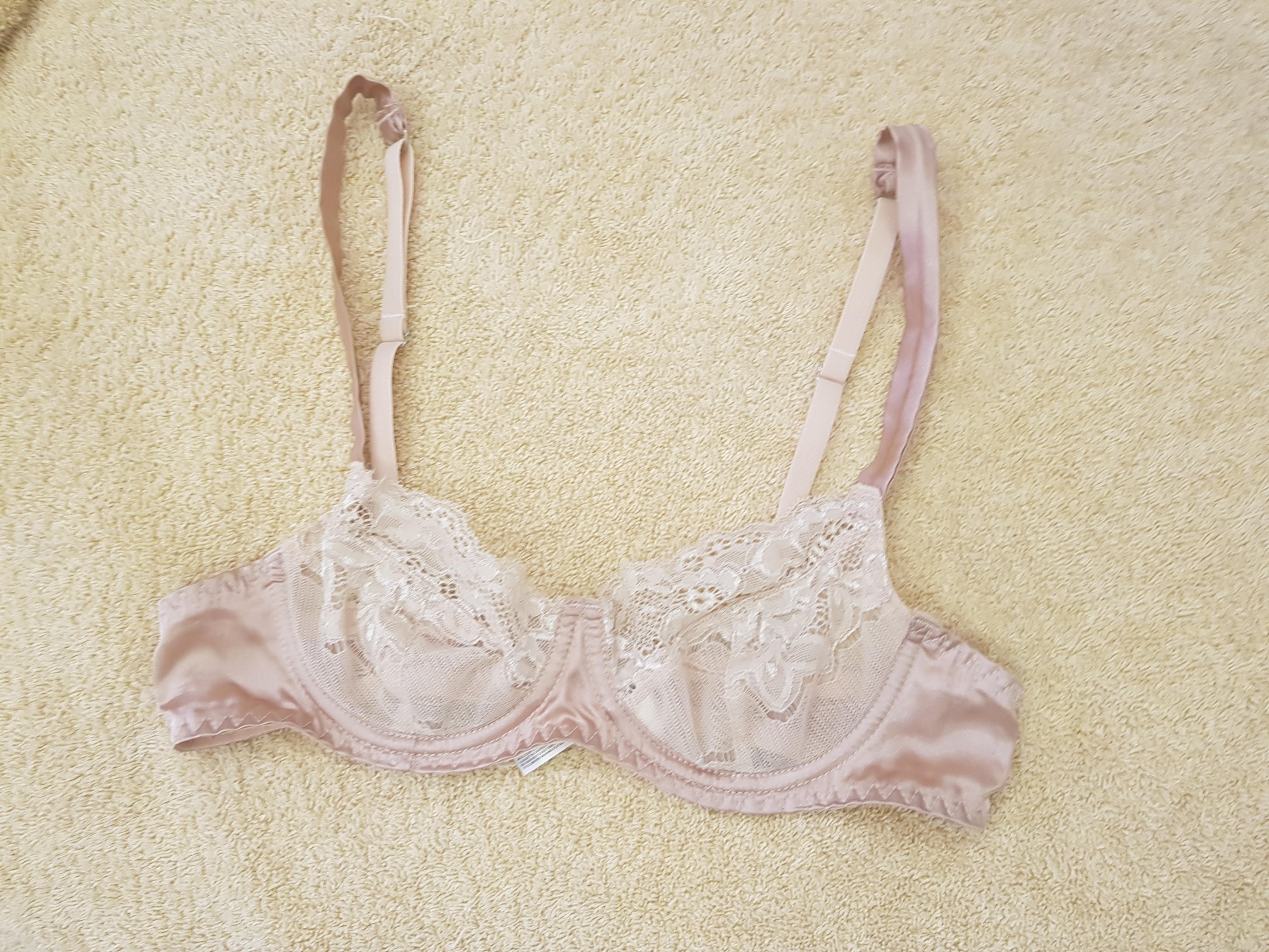 Lace unpadded bra, Women's Fashion, New Undergarments & Loungewear on ...