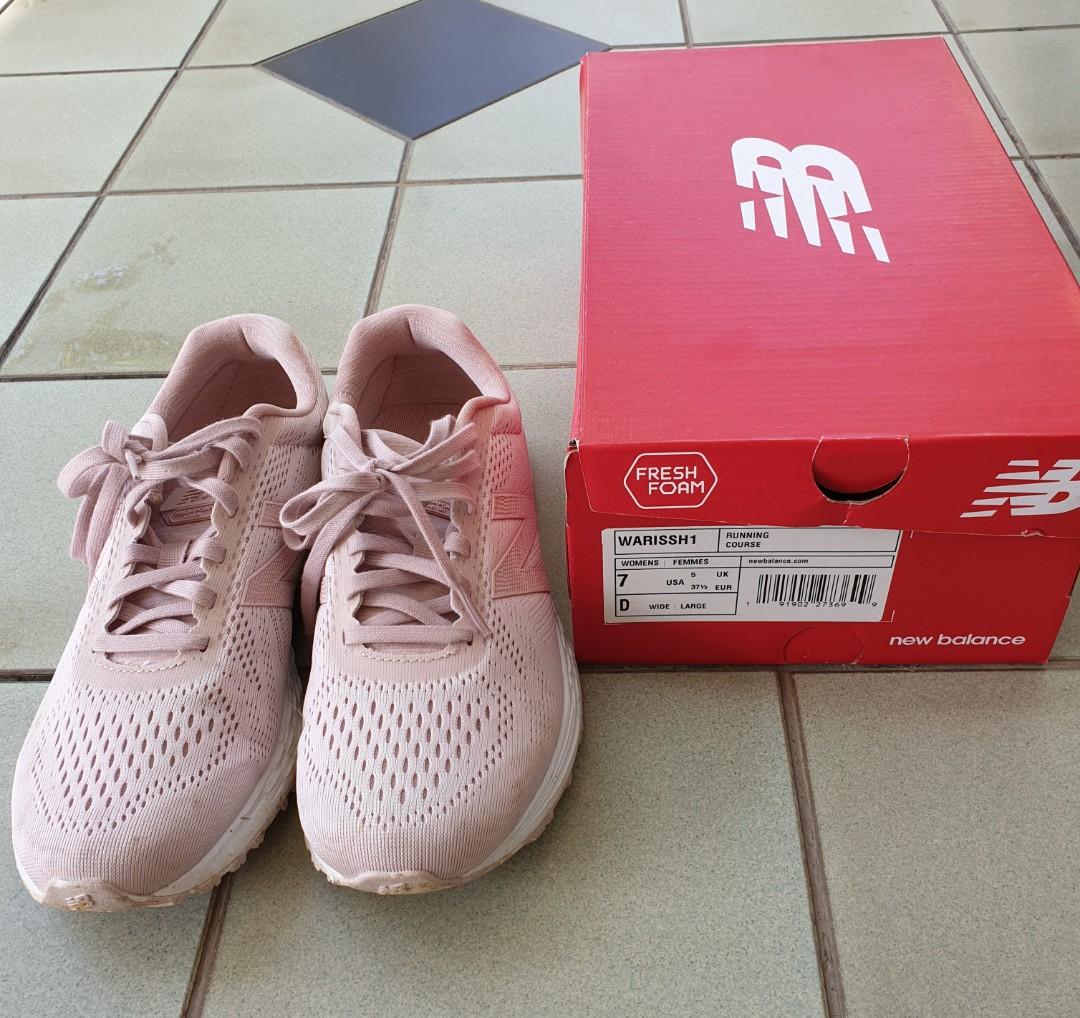 New Balance Track Shoes, Women's Fashion, Footwear, Sneakers on Carousell