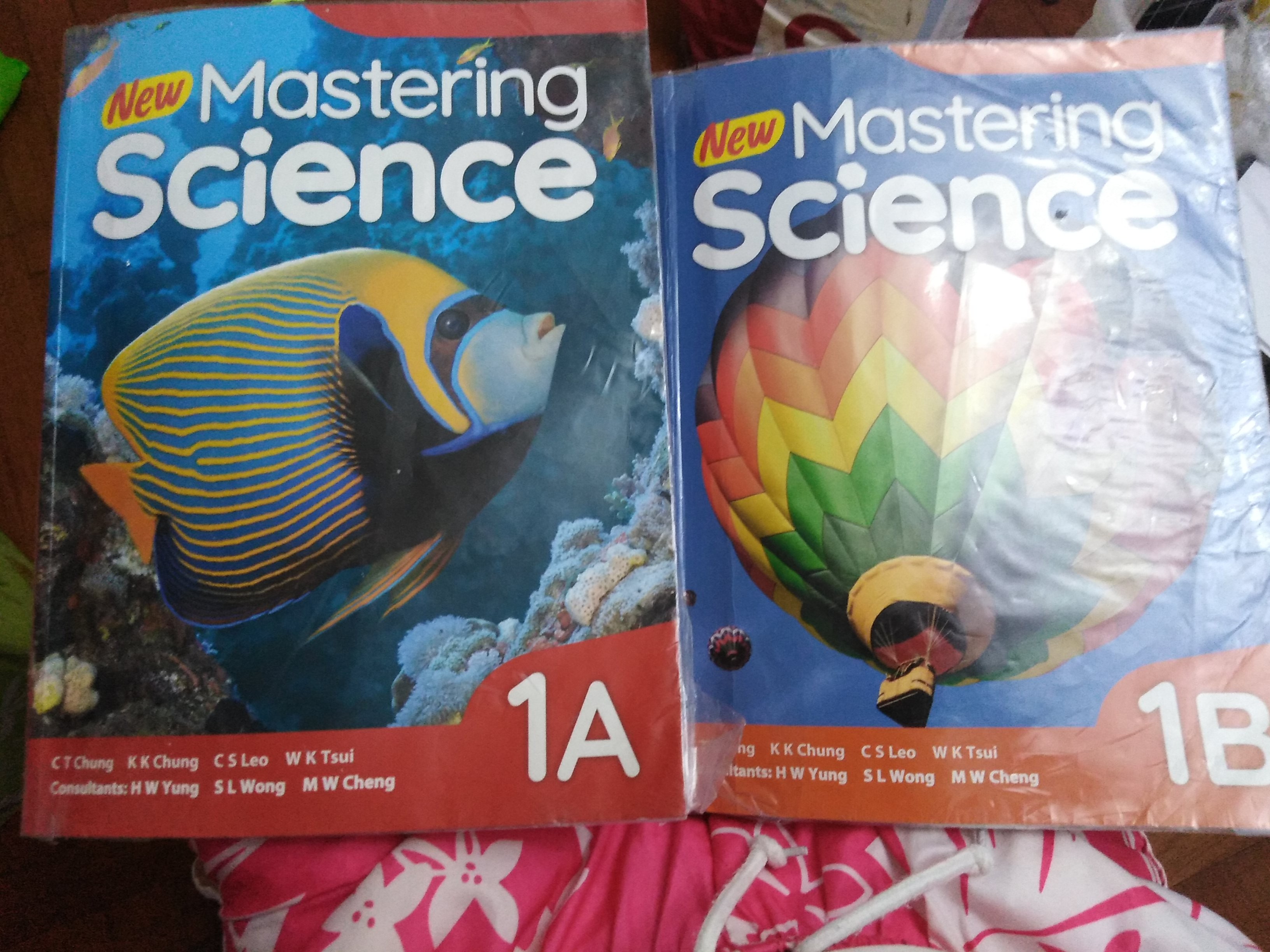 New Mastering Science 1A及1B書（贈送已做作業作參考）, 興趣及遊戲, 書本 & 文具, 教科書 - Carousell